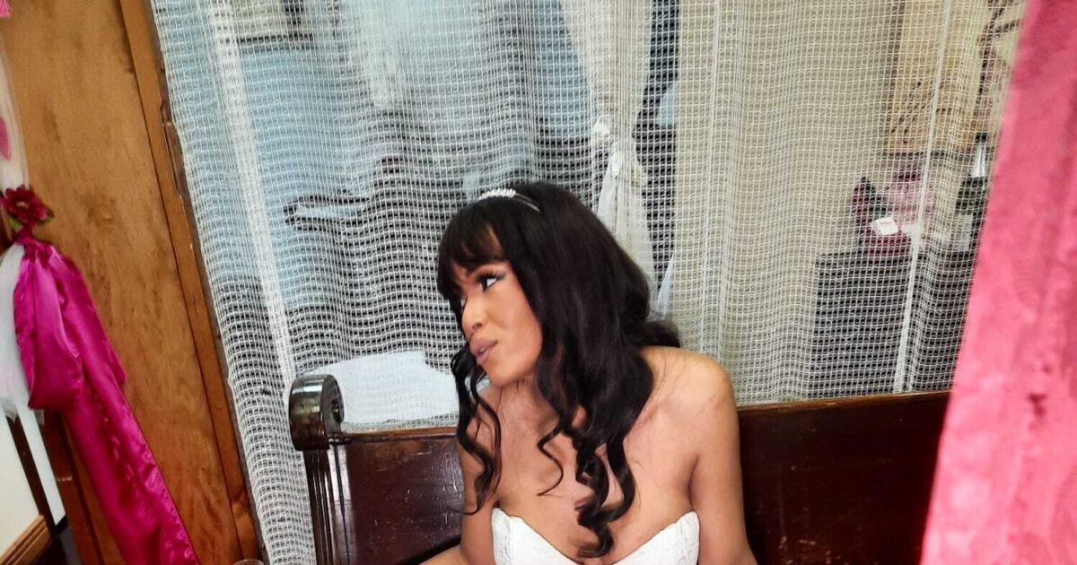 Elle Barbara’s Wedding Party | FTA